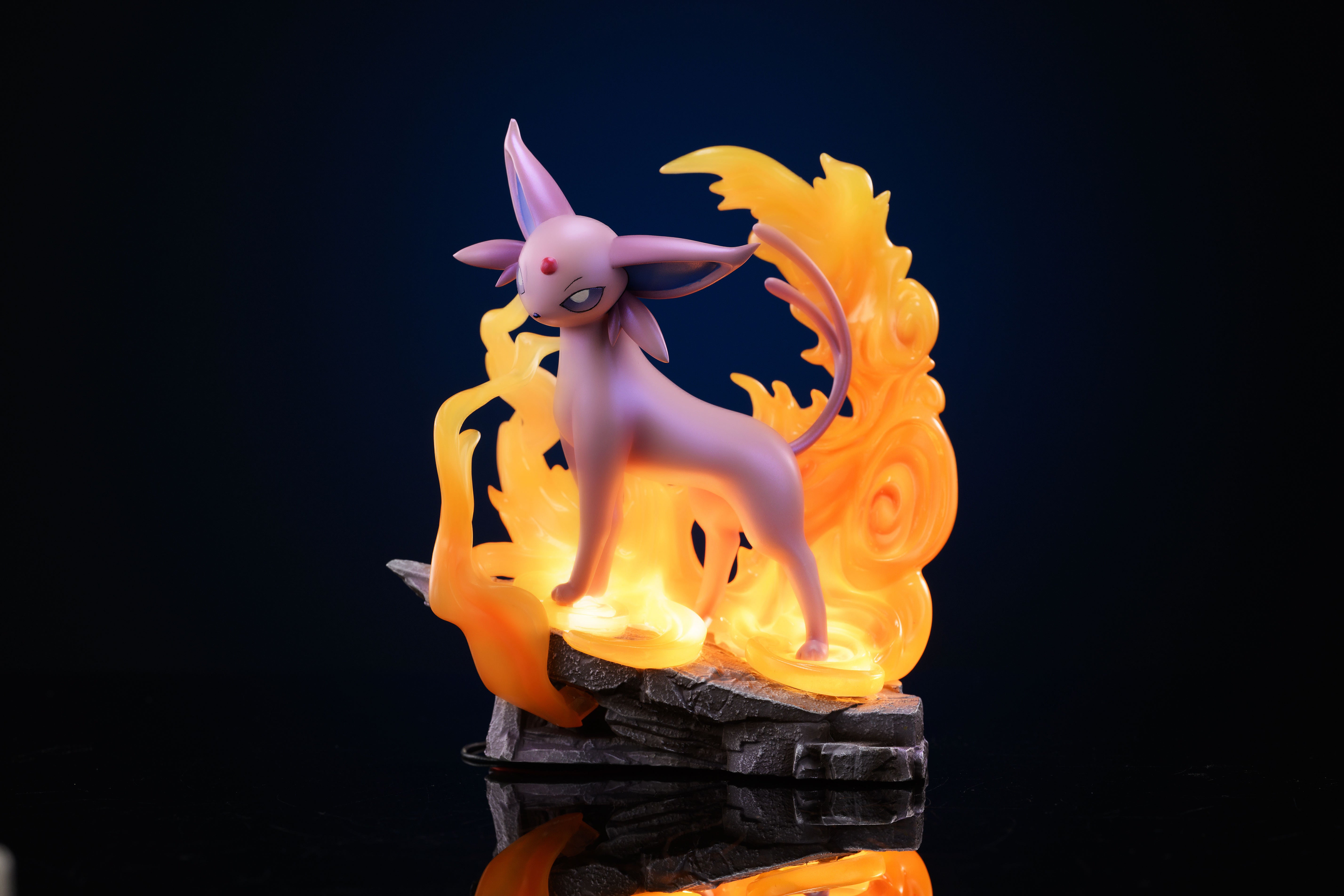 Digital Monster Studio - Espeon [PRE-ORDER CLOSED] – GK Collectors