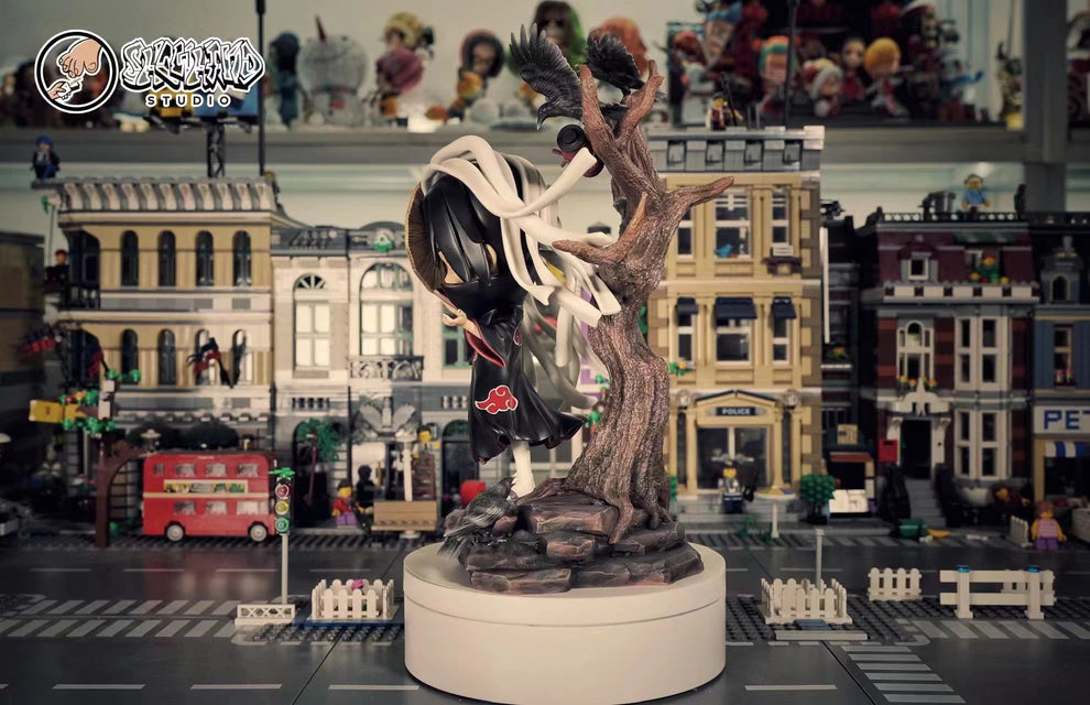 Show Hand Studio - Uchiha Itachi [IN-STOCK] – GK Collectors